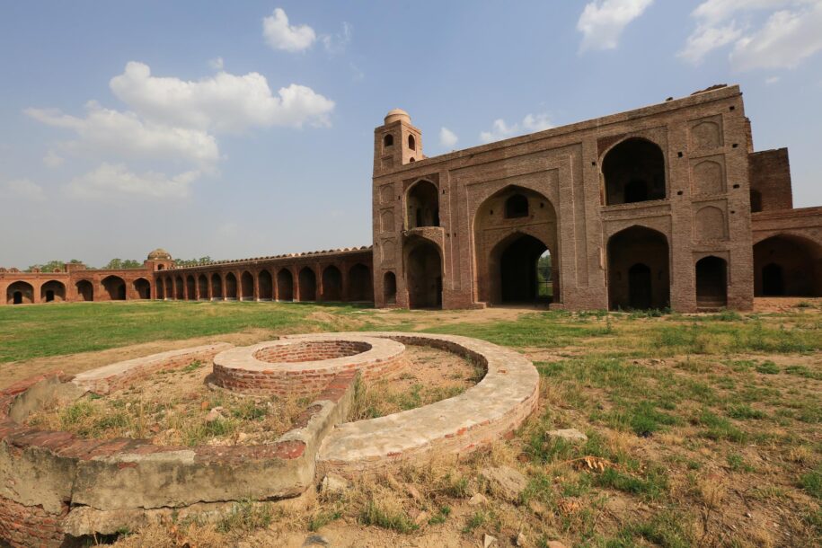 Daria Bahadurgarh Fort - Kalavady Farmstay